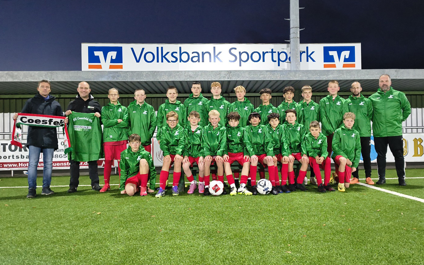 C II der SG 06 geht mit neuen Regenjacken ins Derby - SportGemeinschaft ...